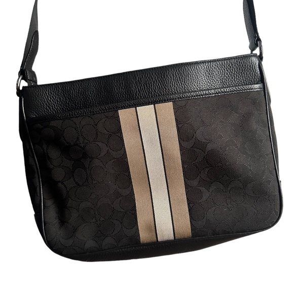 Coach | Bags | Coach Thompson Crossbody In Signature Jacquard With ...
